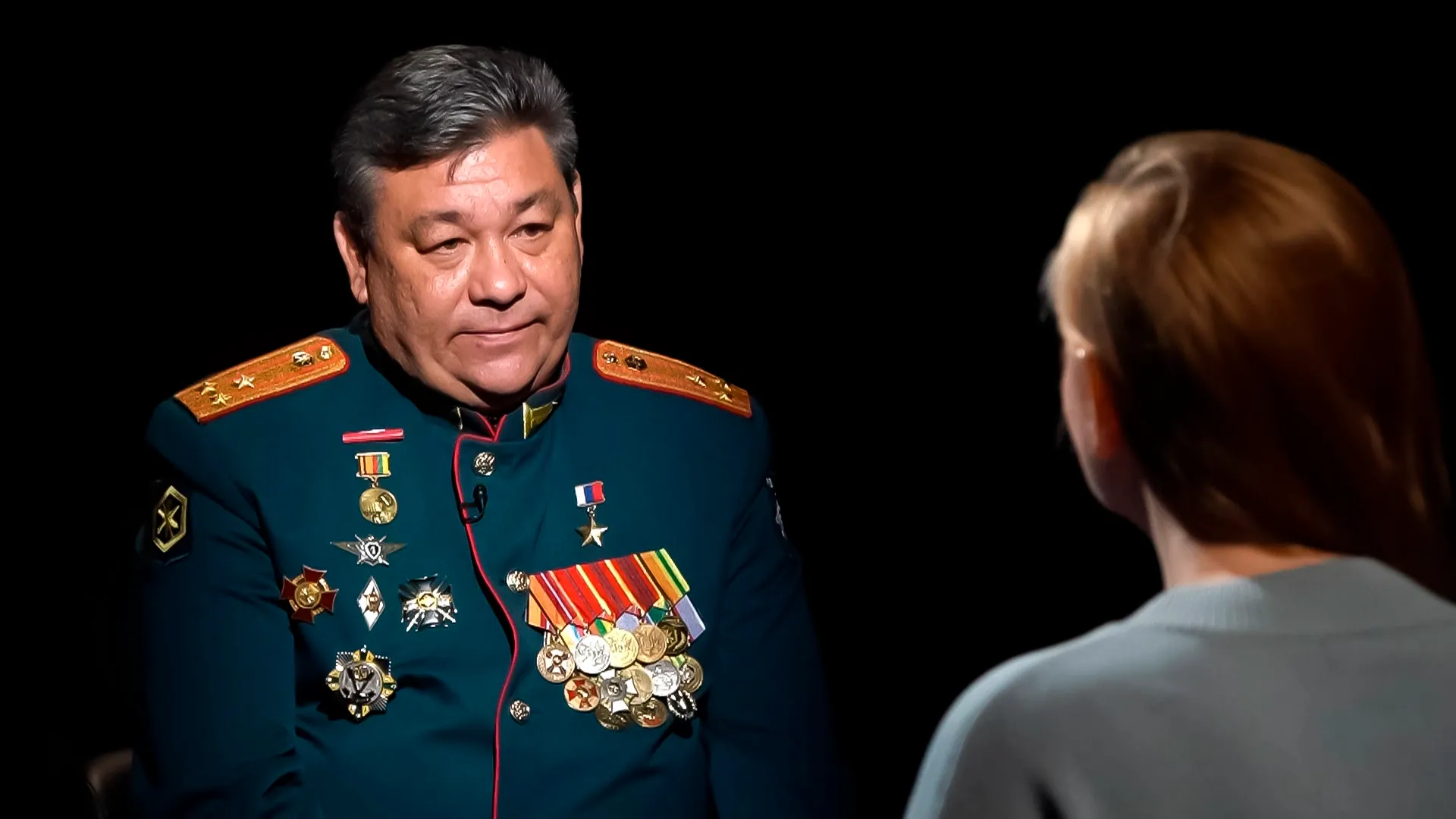 «Мой товарищ погиб в роддоме, в котором родился»: Герой России Илья ...